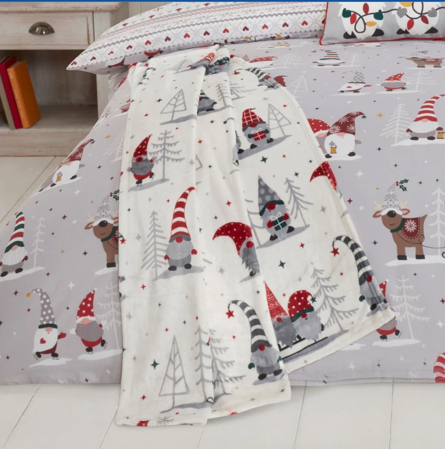 Julian Charles Gonk Friends Red Printed Christmas Fleece Throw (130cm x ...